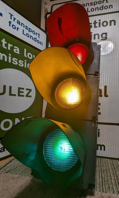 GENUINE 1990'S PEEK UK Traffic Light Red Amber Green Fully Rewired LED ...