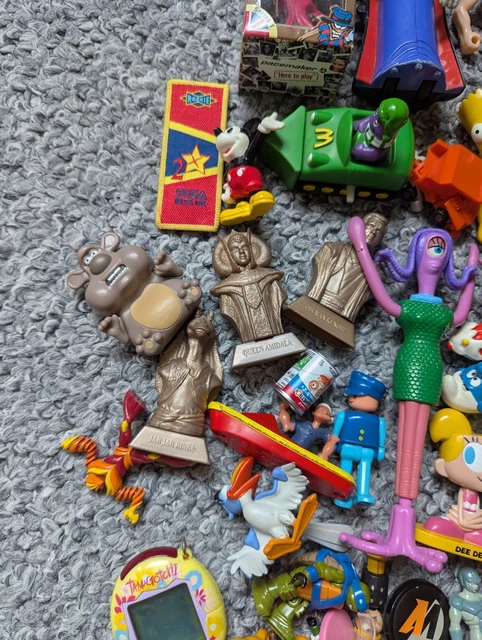 HUGE VINTAGE RETRO 90s Y2K Action Figure Toys Retro Toy Bundle figures ...