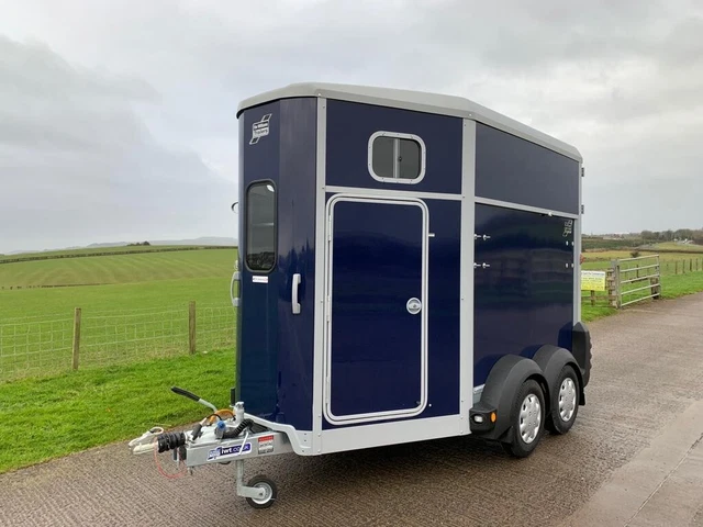 NEW IFOR WILLIAMS Hb506 Double Horsebox Trailer - Blue £7,440.00 ...