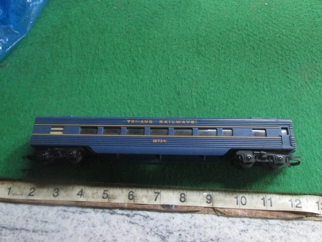 TRI-ANG RAILWAYS PASSENGER Coach 10724 (Oo-Gauge) Lot E42 £2.99 ...