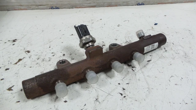 RAMPE D'INJECTION RENAULT Megane II Grandtour (KM) 2007 8200815617 EUR ...