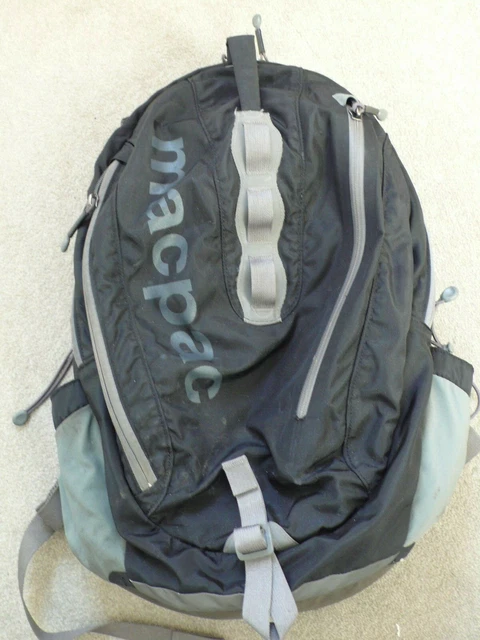 MACPAC RAPAKI 26L daypack backpack hiking edc cycling school £35.00 ...