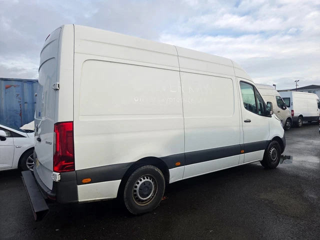 2019 MERCEDES-BENZ SPRINTER 3.5t Van mwb PANEL VAN Diesel Manual £6,995 ...