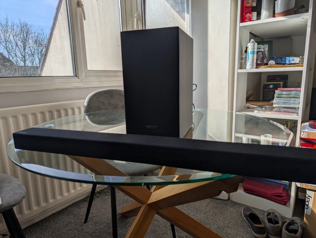 SAMSUNG HW-T450 SOUNDBAR With Subwoofer, Remote, All Cables Incl ...