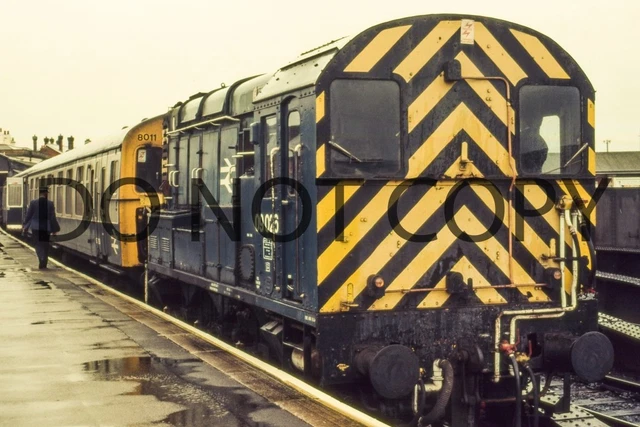 UK DIESEL TRAIN Railway Photograph Of Class 09 Shunter 09026 Loco. Rm09 ...