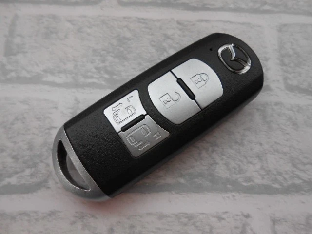 MAZDA SMART KEY MPV Premacy Biante Keyless FOB 4-Button Used WWB $110. ...