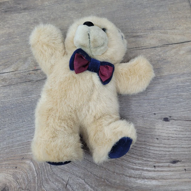VINTAGE 1998 TCC Continuity Holdings Teddy Bear Plush With Bow Tie £17. ...