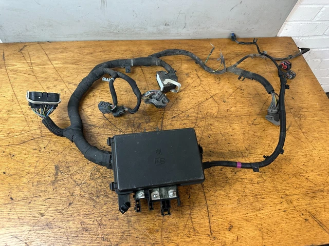 FORD TRANSIT CUSTOM Mk8 2013-2017 Engine Bay Fuse Box Wiring Loom Gk2T ...