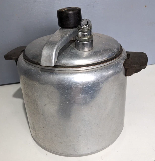 VINTAGE 1960'S PRESTIGE Pressure Cooker Pan With 10lb / 15lb Weights ...