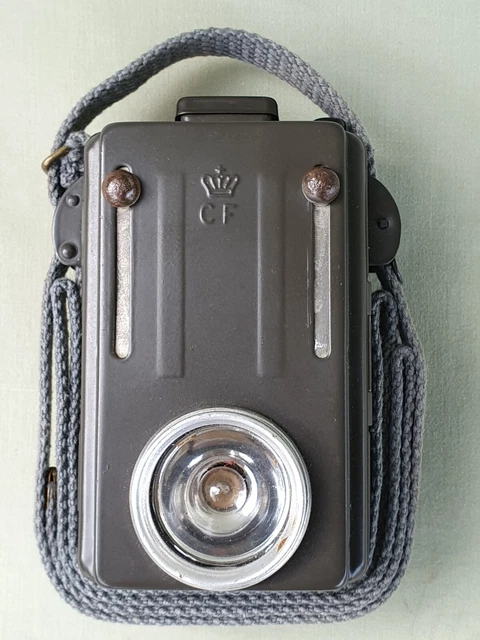 GENUINE NEW OLD Stock Army Signal Tri-Colour Military Signal Lamp Torch ...