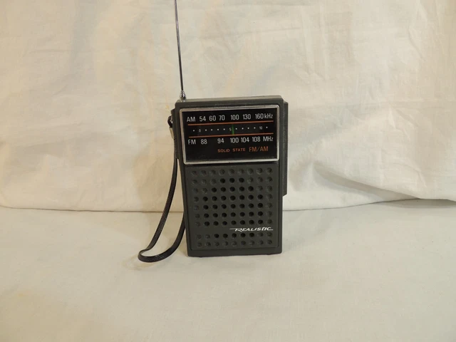 VINTAGE TRANSISTOR RADIO Shack Realistic Model 12-613-9V AM/FM £12.44 ...