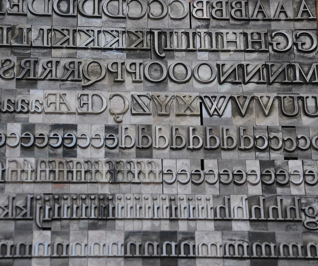 POLICE DE CARACTÈRES GARAMOND c60 plomb lettres typographie imprimerie ...