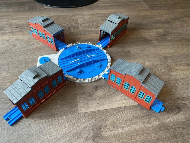 THOMAS THE TANK Engine Thomas & Friends Engine Sheds Track & Turntable ...