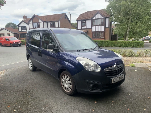 VAUXHALL COMBO CREW Van 2300 CDTI £3,995.00 - PicClick UK