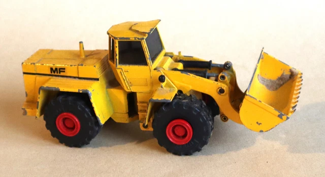 CURSOR MODELL 569 Massey Ferguson 66 Wheel Loader £12.00 - PicClick UK