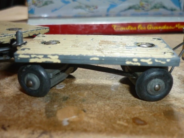 ANCIEN RARE SOLIDO Demontable Moteur Cle Chariot Bagage Train Gare 1950 ...
