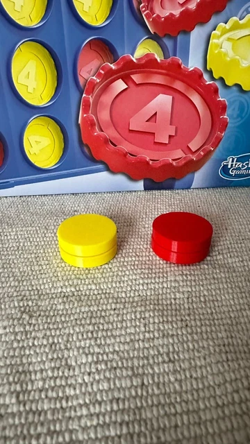 JETONS POUR JEU de société Puissance 4. Lot De 4 Pièces Détachées EUR 6 ...