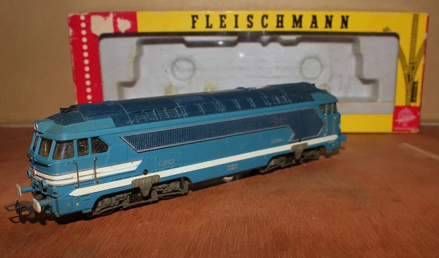 FLEISCHMANN LOCO DIESEL A1A A1A 68001 SNCF + boite ref 4280 HO EUR 51 ...