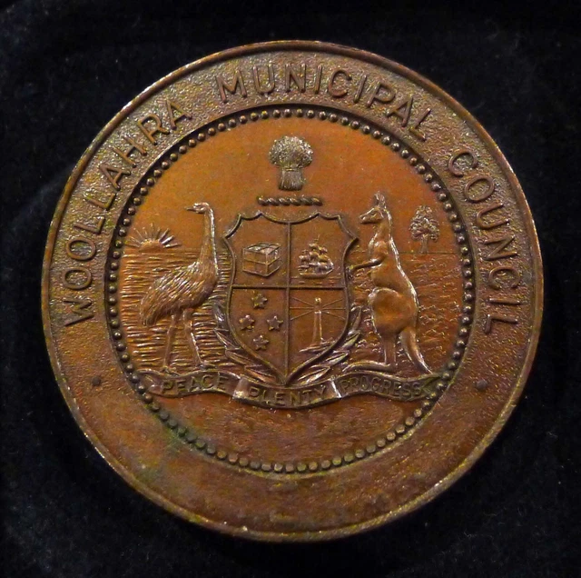 AUSTRALIAN MUNICIPAL MEDAL 'Woollahra Council' Peace Plenty Progress ...