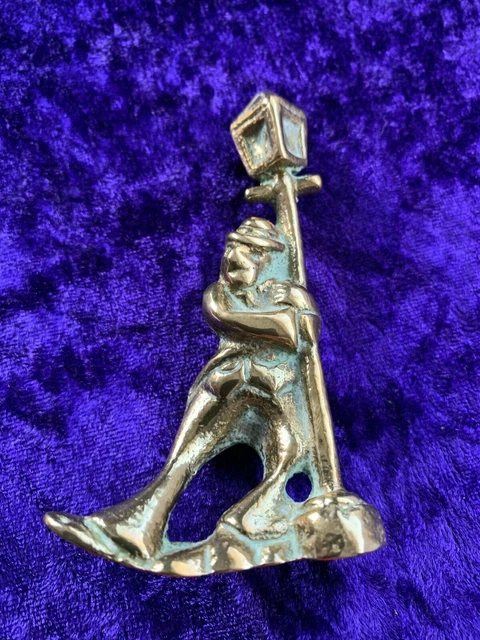 VINTAGE SOLID BRASS Model of Drunken Man Leaning on Lamp post - early ...