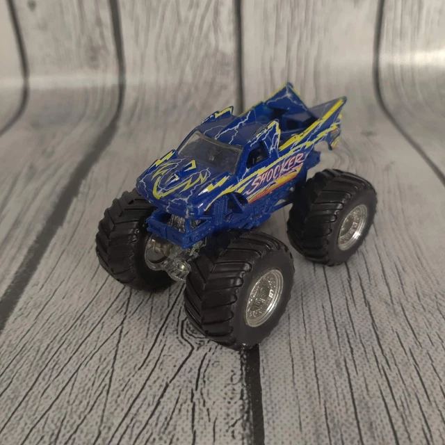 HOT WHEELS MONSTER Jam Truck "Shocker" Die-Cast Vehicle 4x4 Mudder Off ...
