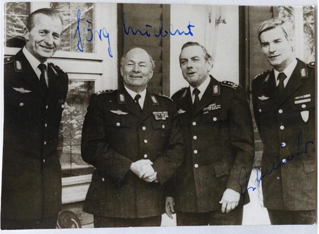 BUNDESWEHR-LUFTWAFFE: JÖRG KUEBART & Eberhard Eimler orig. sign. Foto General EUR 24,90 ...