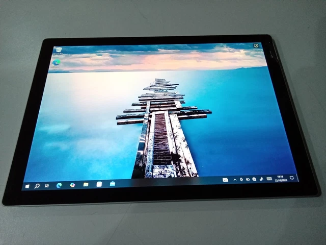 MICROSOFT SURFACE PRO 5 i5-7300U 16GB RAM 256GB 1796 - cracked LCD and ...