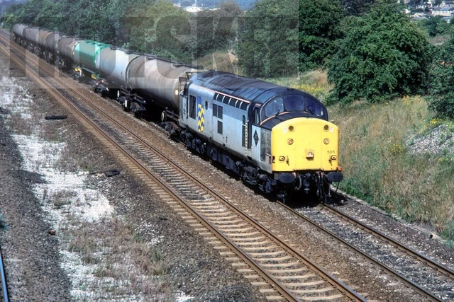 35MM SLIDE BR British Rail Diesel Loco Class 37 37505 Mirfield 1992 ...