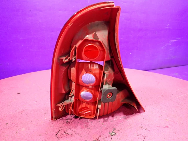 RENAULT CLIO V B7 8200071414 Feu Arrière Droit 2002 23236141 EUR 49,56 ...