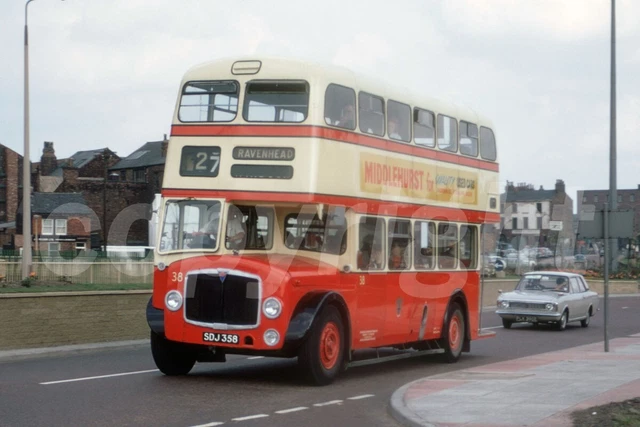 BUS PHOTO - St Helens Corporation 38 SDJ358 AEC Regent Metro Cammell £1 ...