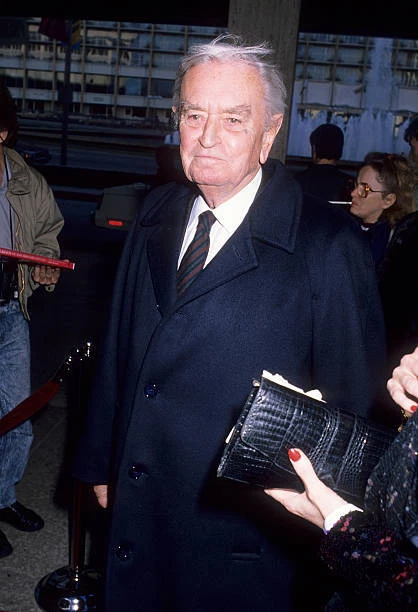DIRECTOR DAVID LEAN attends the Lawrence of Arabia Special R - 1989 Old ...