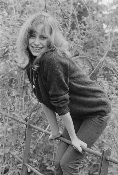 English Actress Susan George 1966 Old Photo 5 86 Picclick