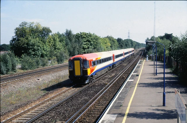 578 RAILWAY COLOUR Slide Emu Class 442 At Winchfield 2000 £3.99 ...