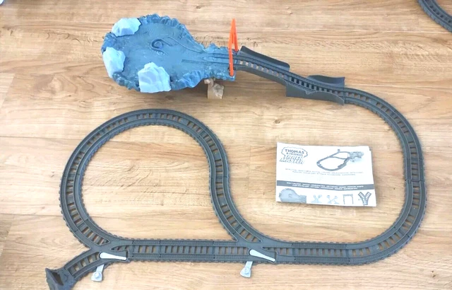 THOMAS & FRIENDS Close Cliff Call Trackmaster track set £11.50 ...