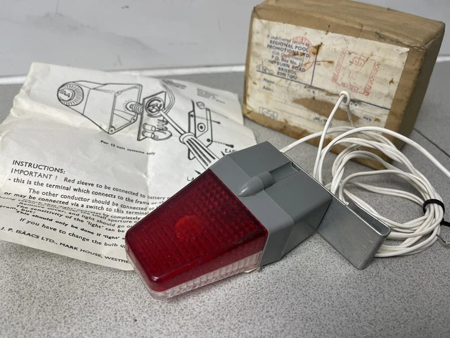 MAGIC EYE CLASSIC CAR SIDE WINDOW PARKING LIGHT BOXED 50s / 60s VINTAGE ...