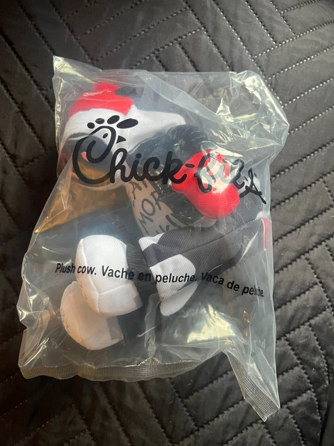 CHICK-FIL-A HOLIDAY 2025 Plush Cow Toy Snow Day Christmas Brand NEW ...