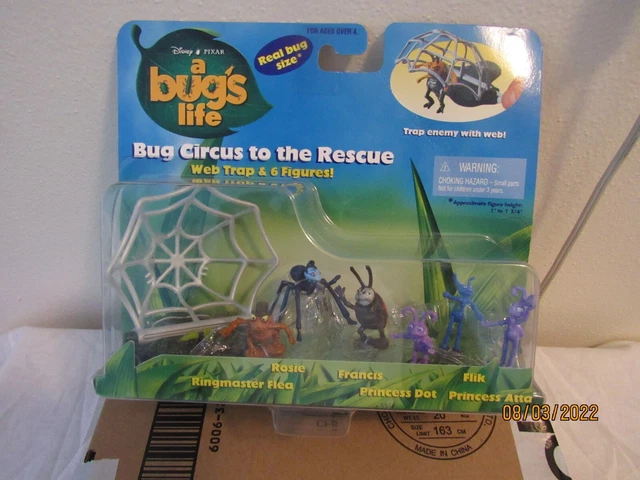 DISNEY PIXAR A Bug's Life Ant Island Fight Back & 6 Figures NIB19353 £ ...
