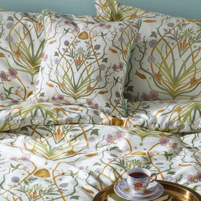 ANGE STRAWBRIDGE THE Chateau Potagerie Super King Set Housse de Couette ...
