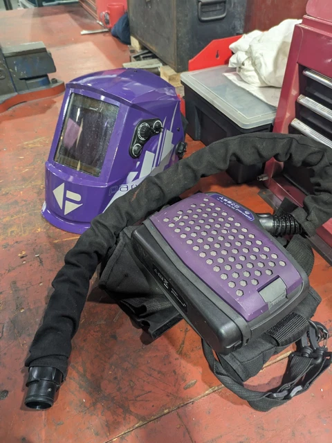 PARWELD XR940A AIR fed powered purifying P3 welding helmet LEV mask £73 ...