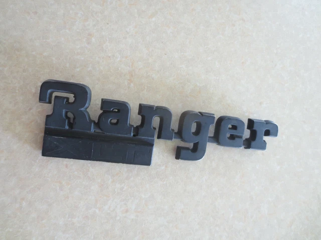 ORIGINAL FORD RANGER XLT truck plastic badge / emblem ...