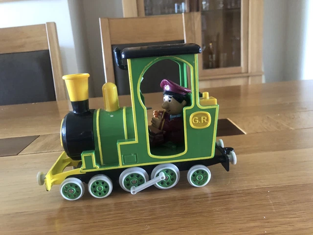 POSTMAN PAT GREENDALE train and driver. large push along. £5.00 ...