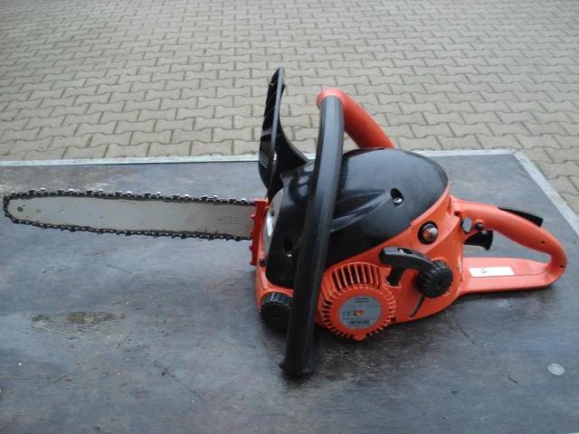 MOTORSÄGE, KETTENSÄGE, DOLMAR PS-34 springt an und läuft, 1,7 PS, 35 cm ...