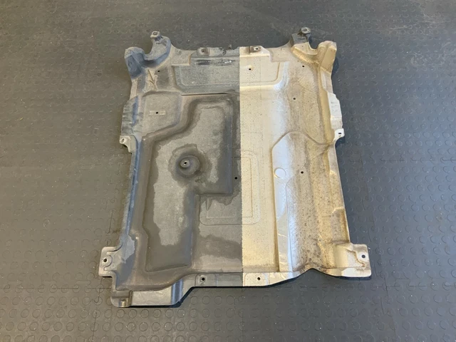 MERCEDES BENZ E-CLASS W213 Engine Under Tray Protection A2135200123 £94 ...