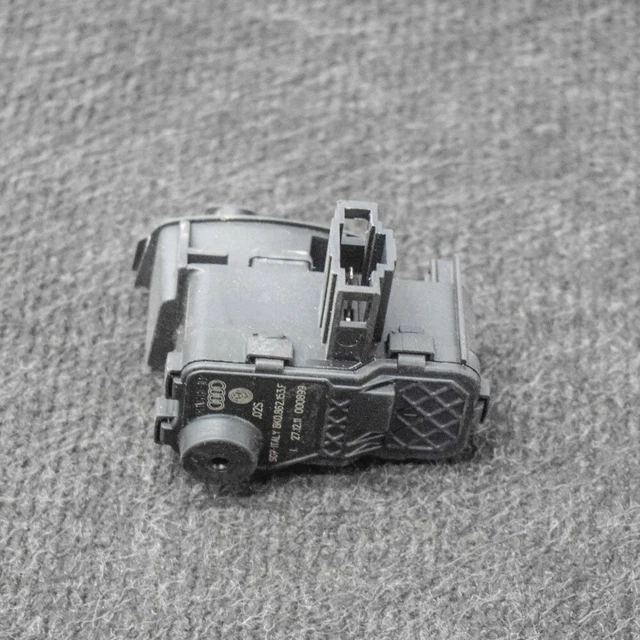 MOTEUR ACTIONNEUR COUVERCLE volet réservoir carburant AUDI A4 B8 1.8i ...