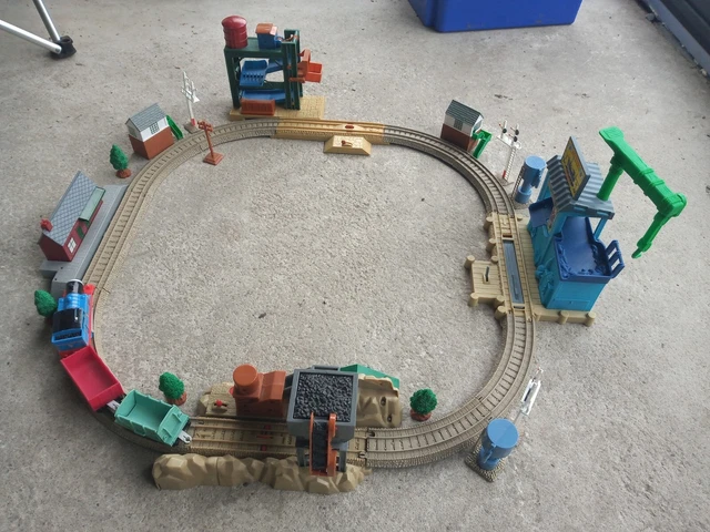 THOMAS AND FRIENDS Trackmaster Train Track Sets with Thomas £14.99 ...