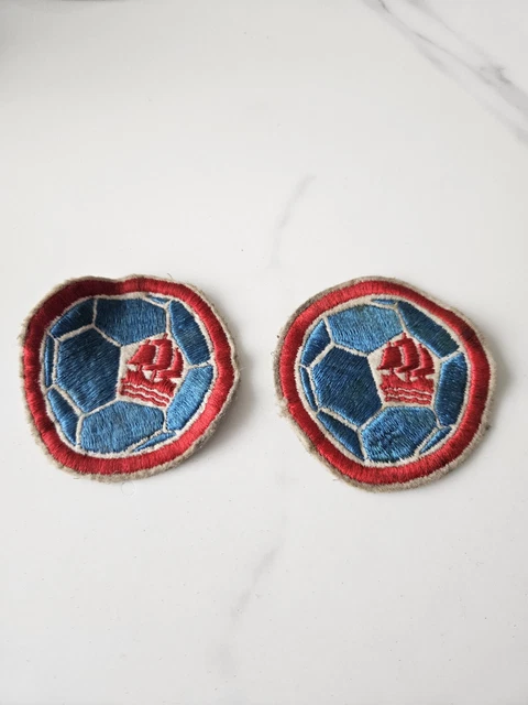 PSG PARIS SAINT GERMAIN Deux ECUSSONS en tissu ORIGINAUX 41 EUR 20,00 ...