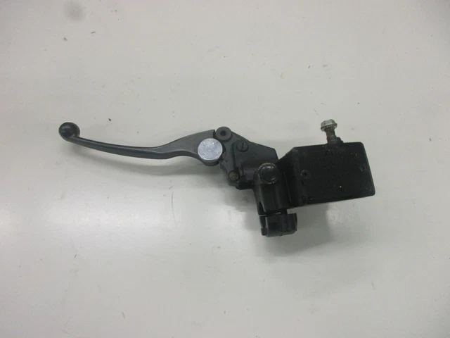 KAWASAKI GPZ 1100 Zxt 10 E Pompe D 'em Brayage Cylindre Fitting 14 MM EUR 79,40 - PicClick FR