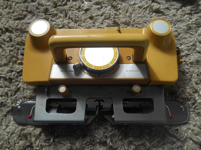 EMPISAL KNITMASTER KNITTING Machine Model 326 full Automatic Carriage c/w sinker £41.28 ...