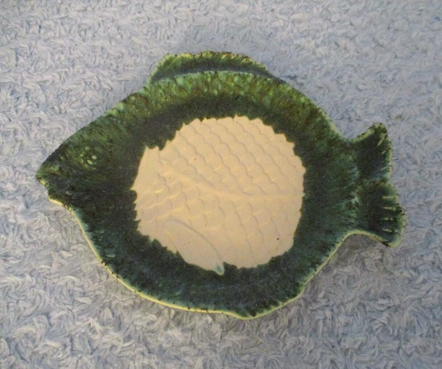 OLD SPOUTER POTTERY Nantucket Vintage Fish Plate Crushed Garnet/Beach ...