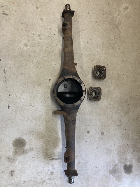 MGA REAR AXLE Casing And Hubs £25.00 - PicClick UK